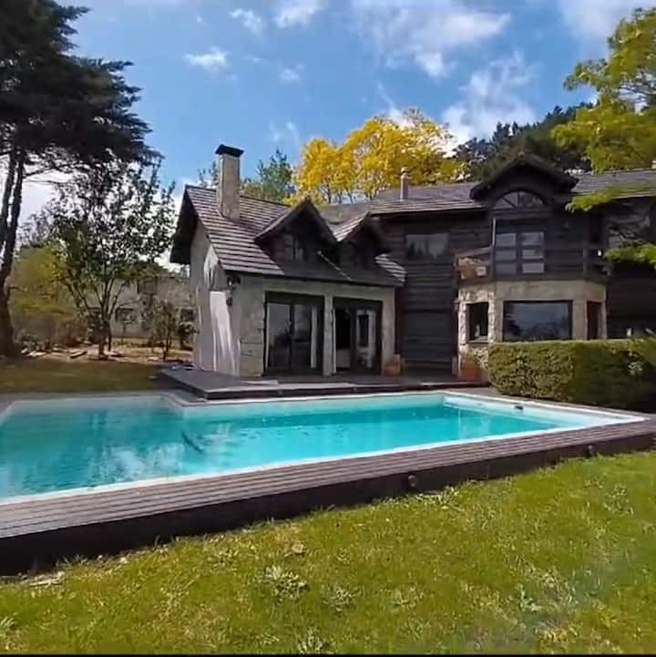 Casa En Sierra De Los Padres - Argentina