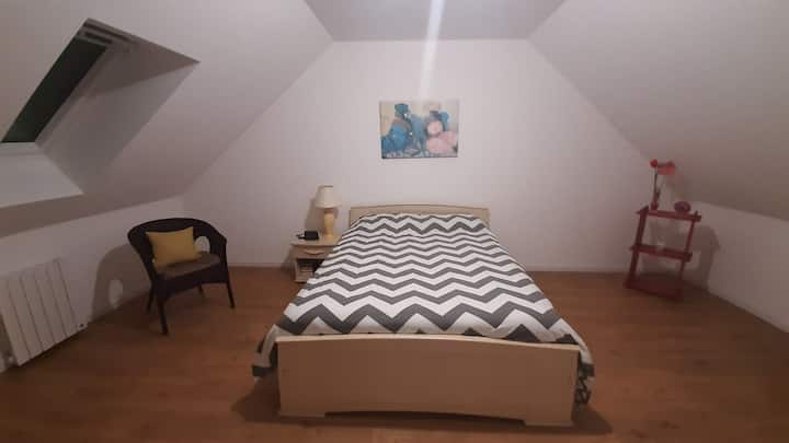 Chambre Spacieuse - Saint-Saturnin