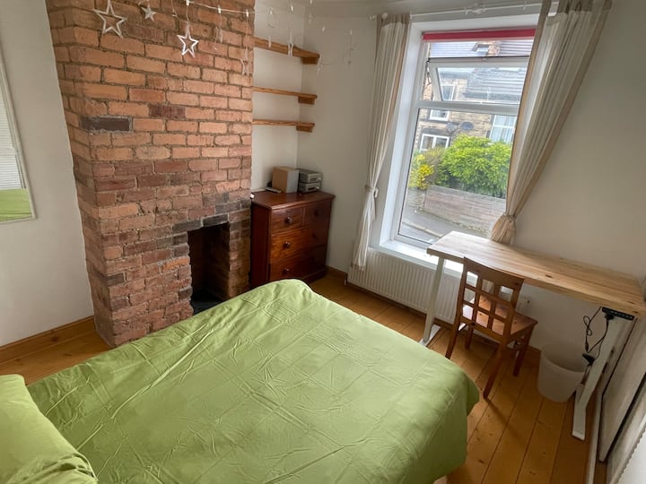 3-bed Home Near City, Universities & Peak District - Hathersage