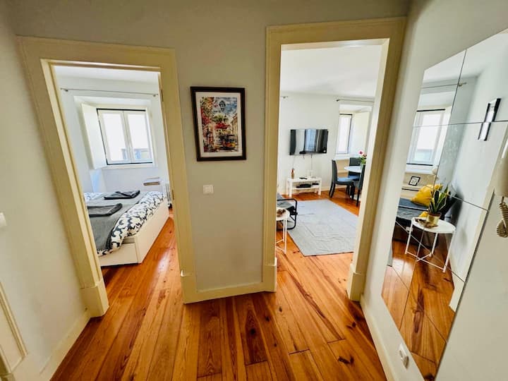 Casa Felice 
Barrio Alto Central Flat - Alvalade