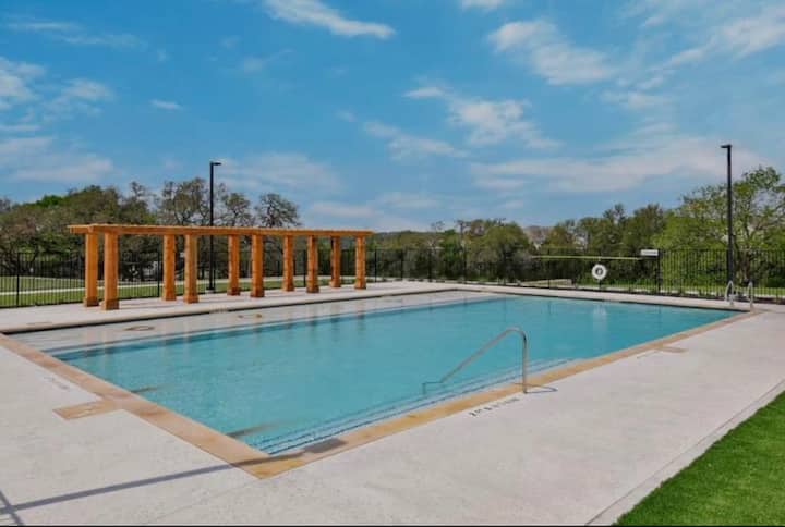 Everything You Need For A Long-term Stay - Georgetown, TX