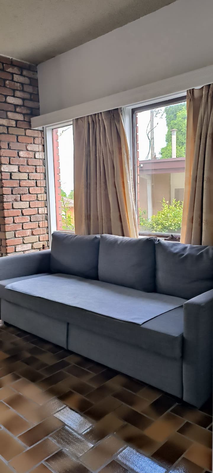 A Quiet Bedroom Facing Backyard - Vermont