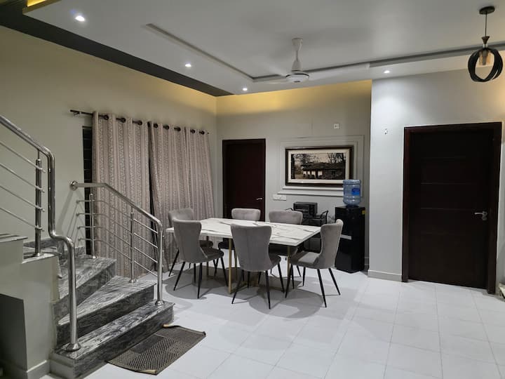 3 Br P11 A Luxury Villa With Great Hill View - Karachi