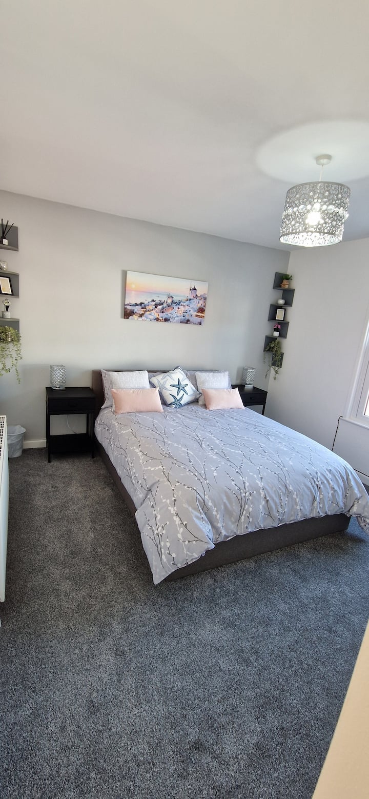 Unique Exmouth 2 Bed House - Close To Beach & Town - Exmouth