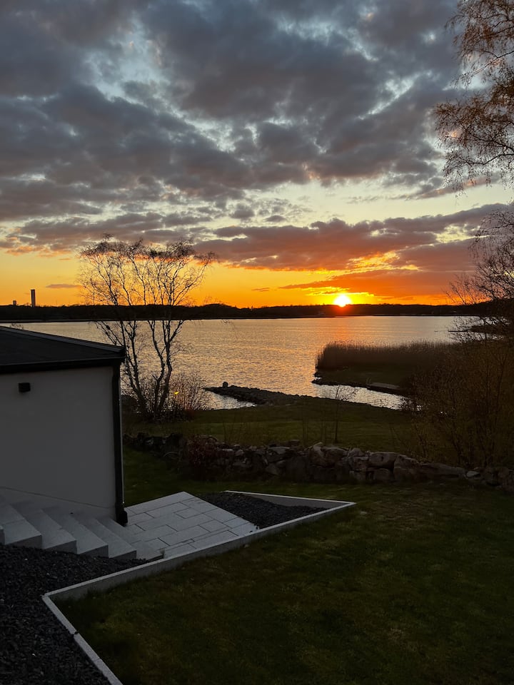 Nybyggd Stuga På Strandtomt I Karlskrona Skärgård - Karlskrona
