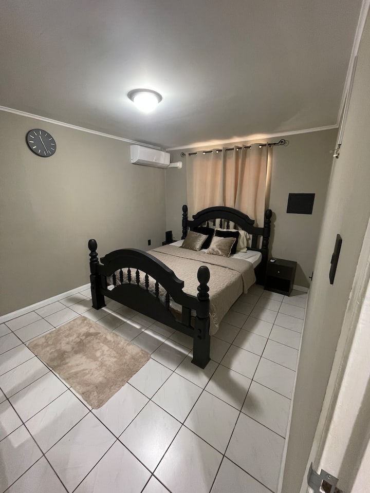 Woning In Willemstad Curaçao. - Curaçao