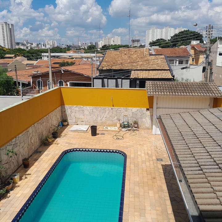 Casa Em Campinas C/ Piscina - Campinas