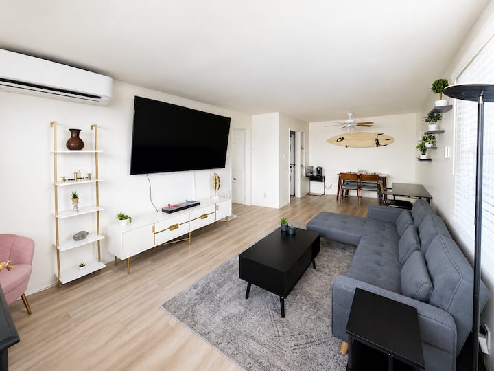 West La 1br | A/c + Full Kitchen | Colby & Conrad - Westwood - Los Angeles
