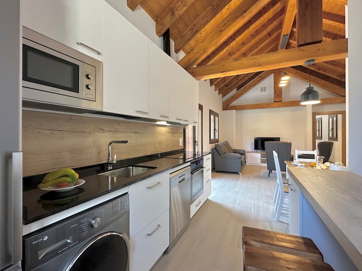 Apartamento Rural En Burgui, Pirineo Navarro - Ansó