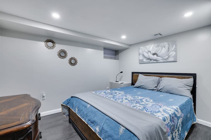 Spacious 4br Stay | Near Ewr + Nyc • Free Parking - New York