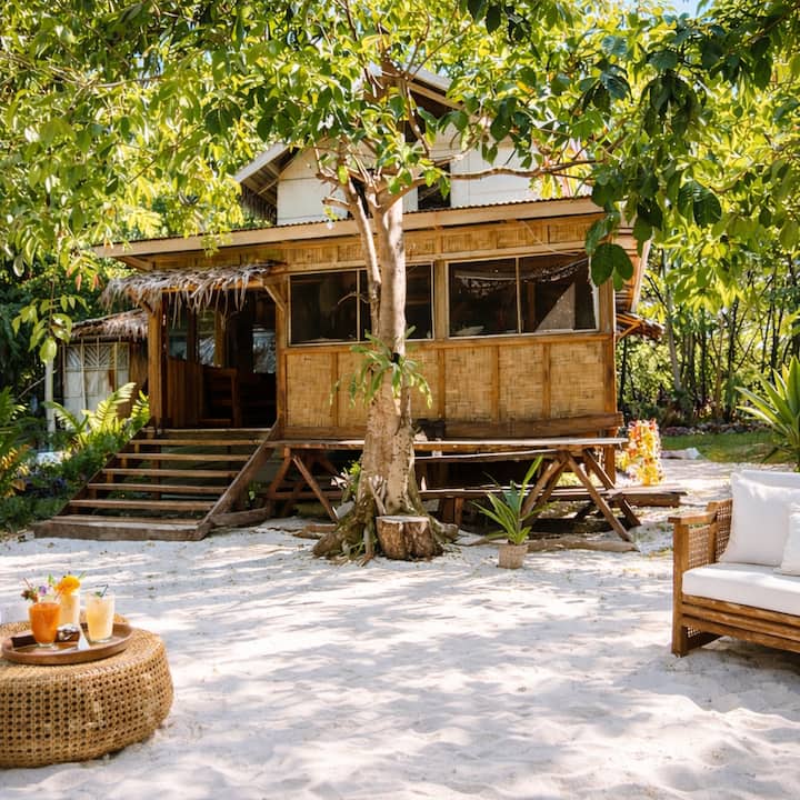 Beachfront Home On Aore Island - Vanuatu