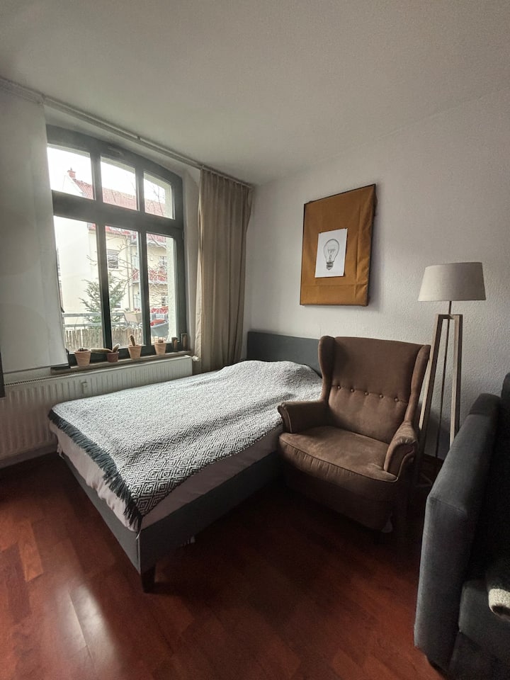 Ruhige 3 Raumwohnung Mit Balkon - Leipzig