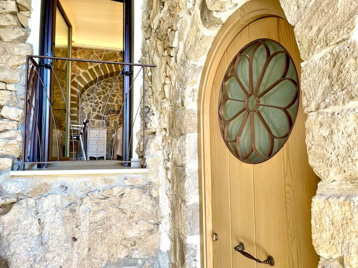 Restored Historic Retreat Close To Sorrento - Vico Equense