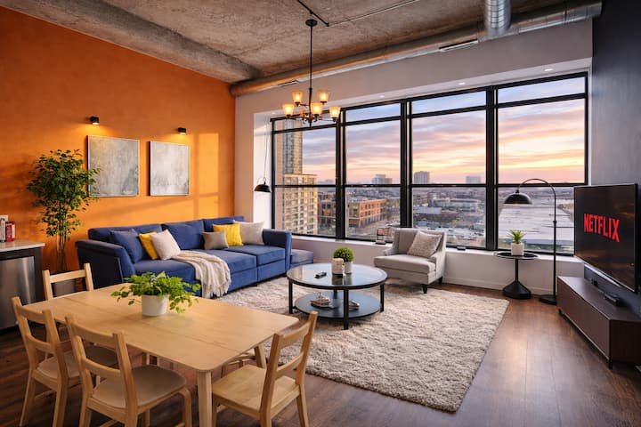 Chic Cozy 2br Unit Near Mccormick & Museum Campus - Chicago, IL
