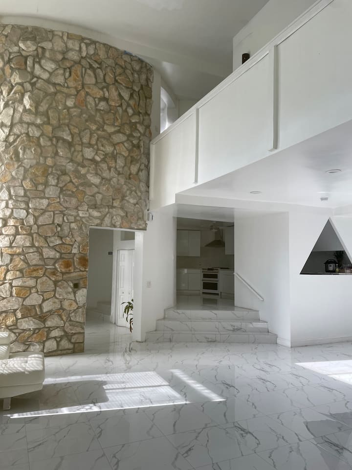 Getaway Mansion In Westchester - Yonkers, NY