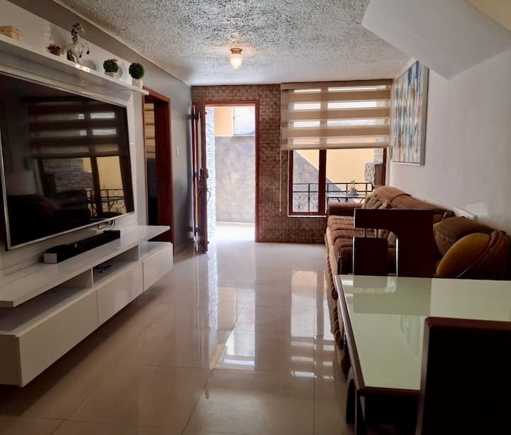 Spacious 3br Apt Near Malls & Parks In Quito - Quito