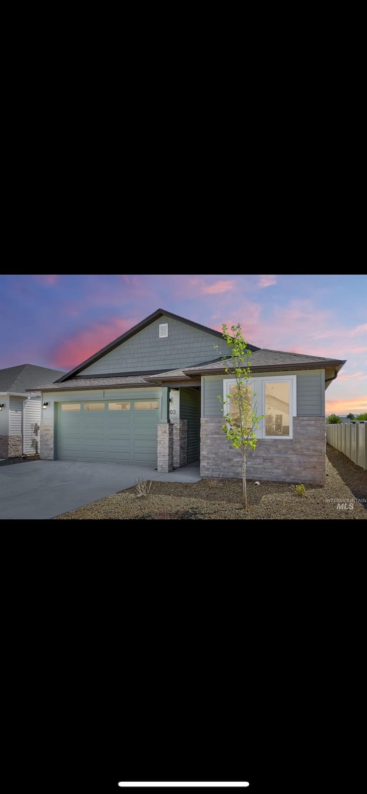 The Cozy & Classy Boise Home (No Cleaning Fee!) - Boise, ID