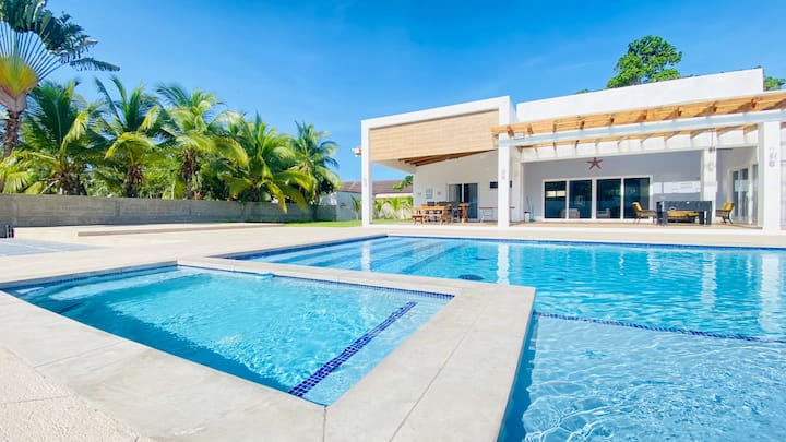 Casa De Playa Villa Martha - Honduras