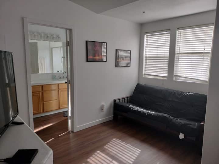 Master Bedroom - Comfortable Lodging - Slo - San Luis Obispo, CA