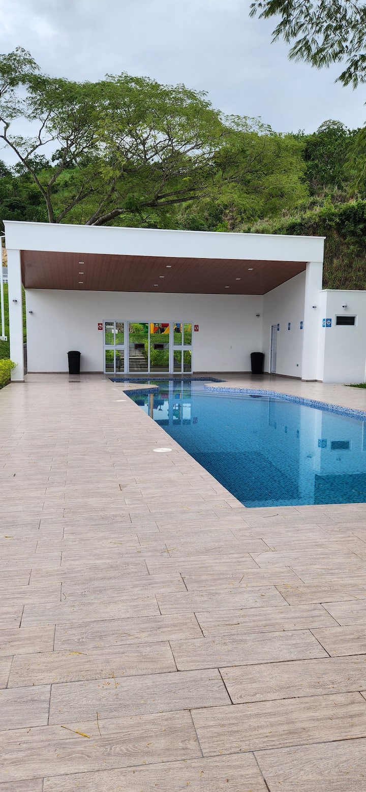 Casa Portal La Estacion, Netflix, Lavadora, Piscin - El Salvador