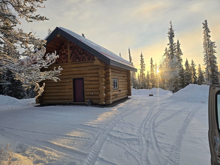 Rustic Luxe Cabin - 1 Hr Drive Outside City (Nw) - Yukon