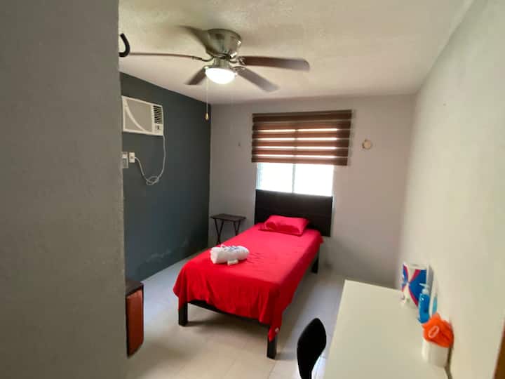 Habitación A Un Costado Del Imss Hgr17 - Cancún