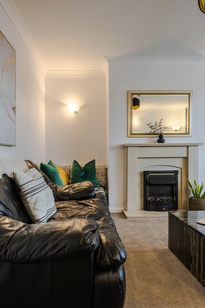 Spacious - 4 Beds | Parking | Holiday Or Work Stay - Lincolnshire