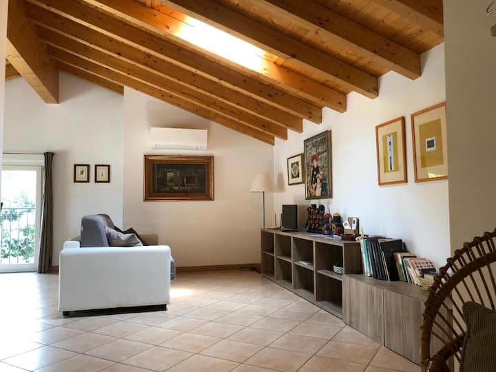 Monte Goj Avec Place De Parking Et Climatisation - Como