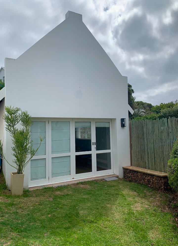 Surf Cottage – 125m To Hullets - Saint Francis Bay