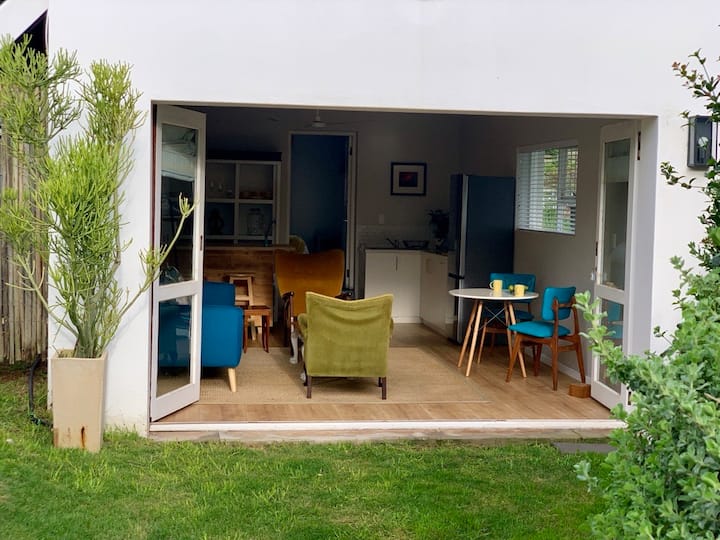 Coastal Cottage Close To Surf And Trails - Saint Francis Bay
