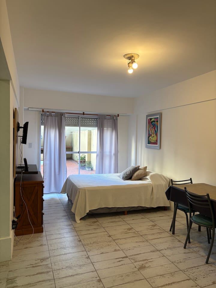 Departamento 1 Ambiente Con Patio Y Parrilla - Mar del Plata