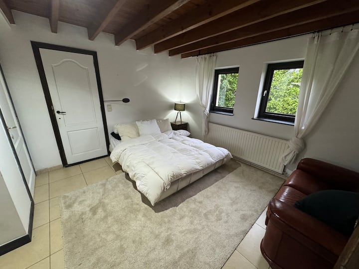 Room With Ensuite Bathroom - Aalst
