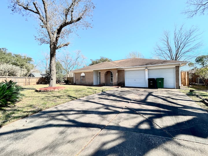 Homely Houston Clearlake W/big Yard - Pasadena