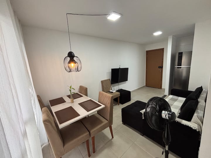 Apê No Planalto Em Condomínio Fechado - Manaus