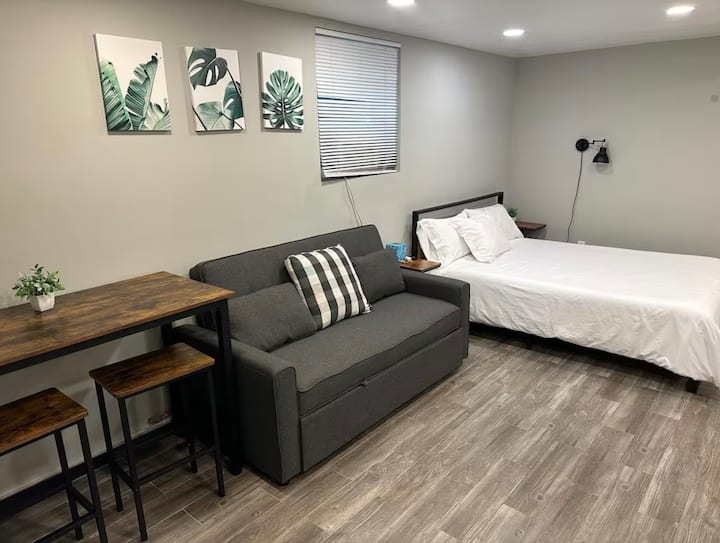 Private Studio Apartment Near Train - ブルックリン区, NY