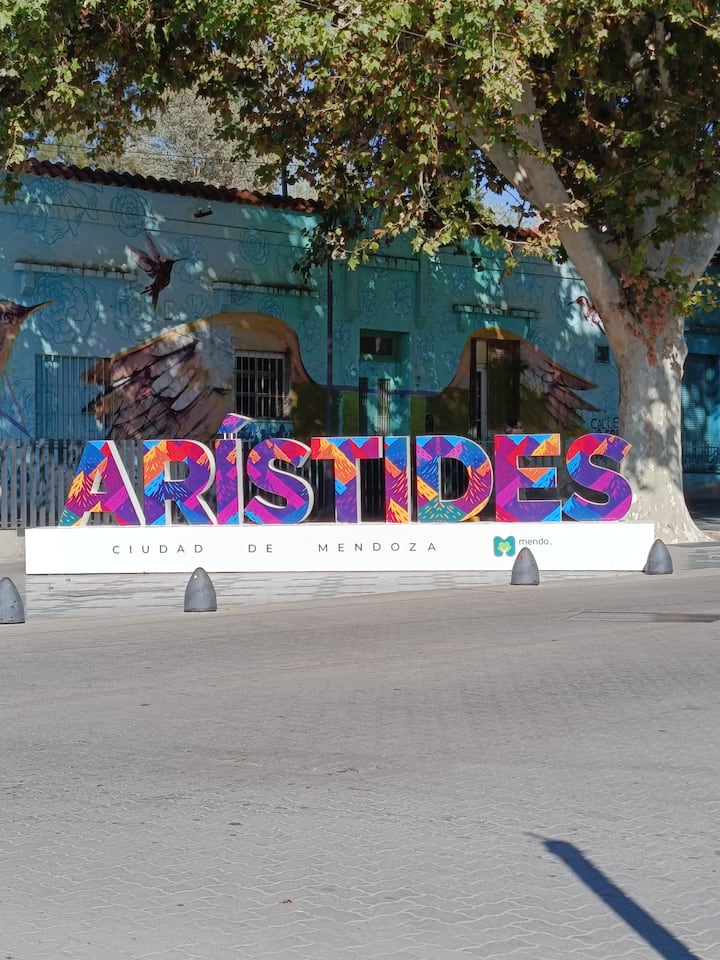 A Pasos De Arístides | Moderno | Ideal Para 2 - Mendoza