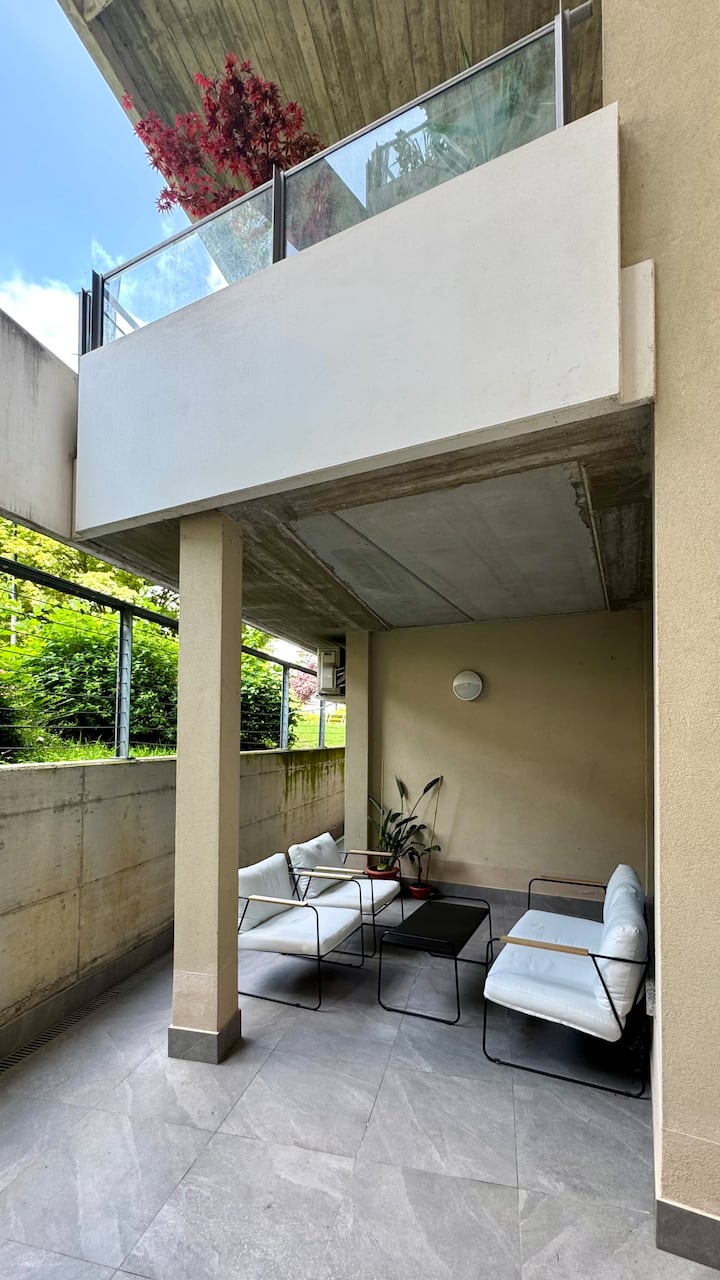 Central 2-bed Flat, Bergamo - Bergamo