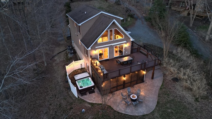 Peace Of Lake-lakefront/boat Dock/hot Tub - Lake Anna, VA