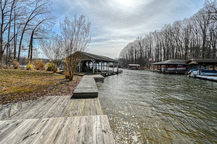 Peace Of Lake-lakefront/boat Dock/hot Tub - Lake Anna, VA