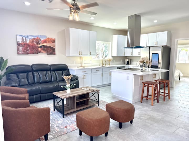 Mesa Modern 2br: Classic & Charm - Mesa, AZ