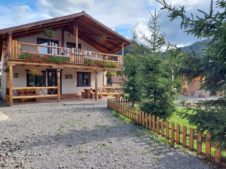 Cabana Mareea Cu Ciubar -Lunca Bradului - Lunca Bradului