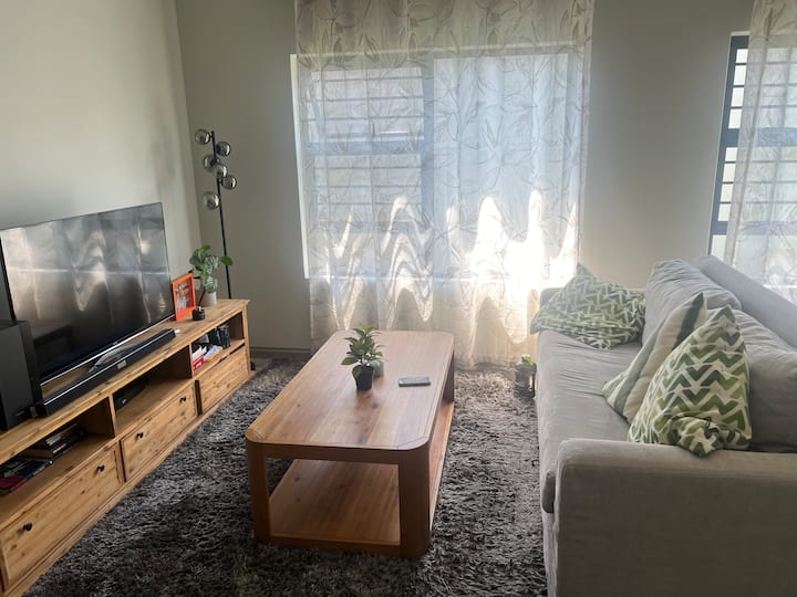 Room Available With Own Bathroom - Midrand