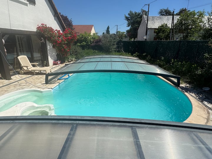 Coin Tranquille Avec Piscine Extérieur ! - Beaugency