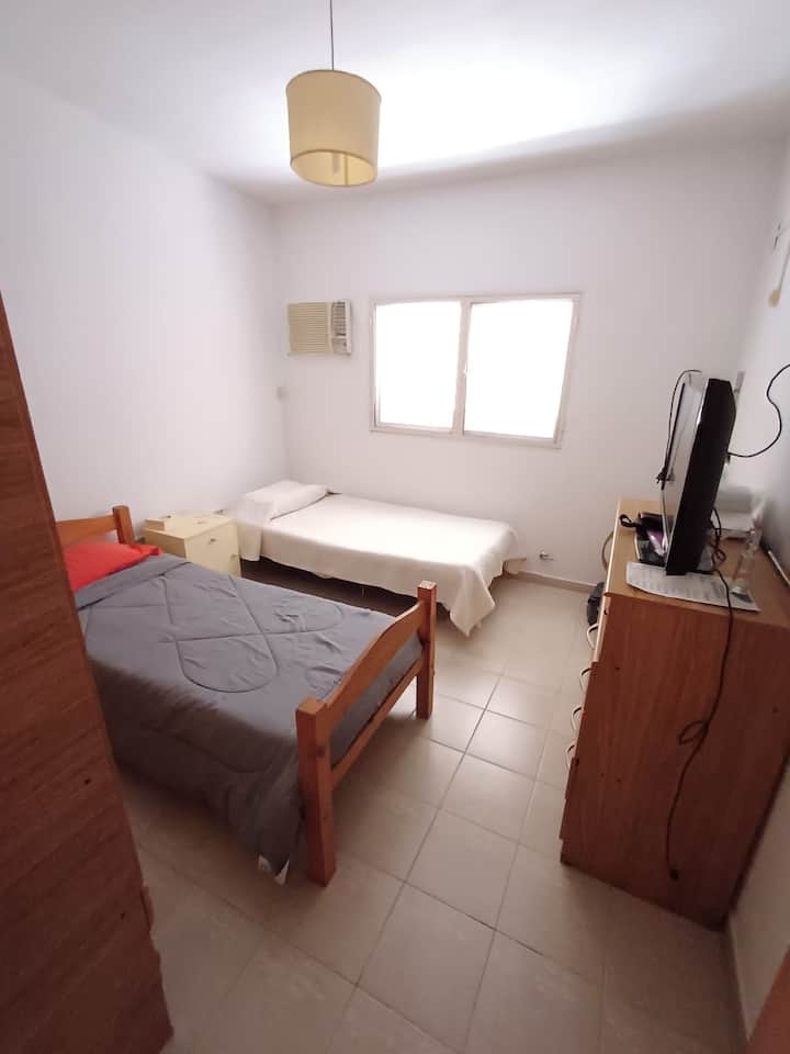 Casa Amplia. Excelente Ubicación - Provincia de Entre Ríos