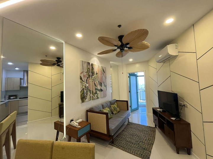 Gramercy Stayvacation 1 Bedroom+ Netflix Pobla - Manila