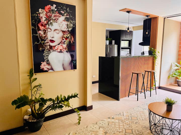 Stylish And Cozy @Loft. El Poblado High-speed Wifi - Medellín