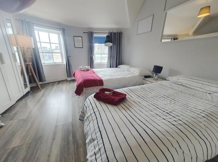 Grafton/trinity Quarter! - Dublin