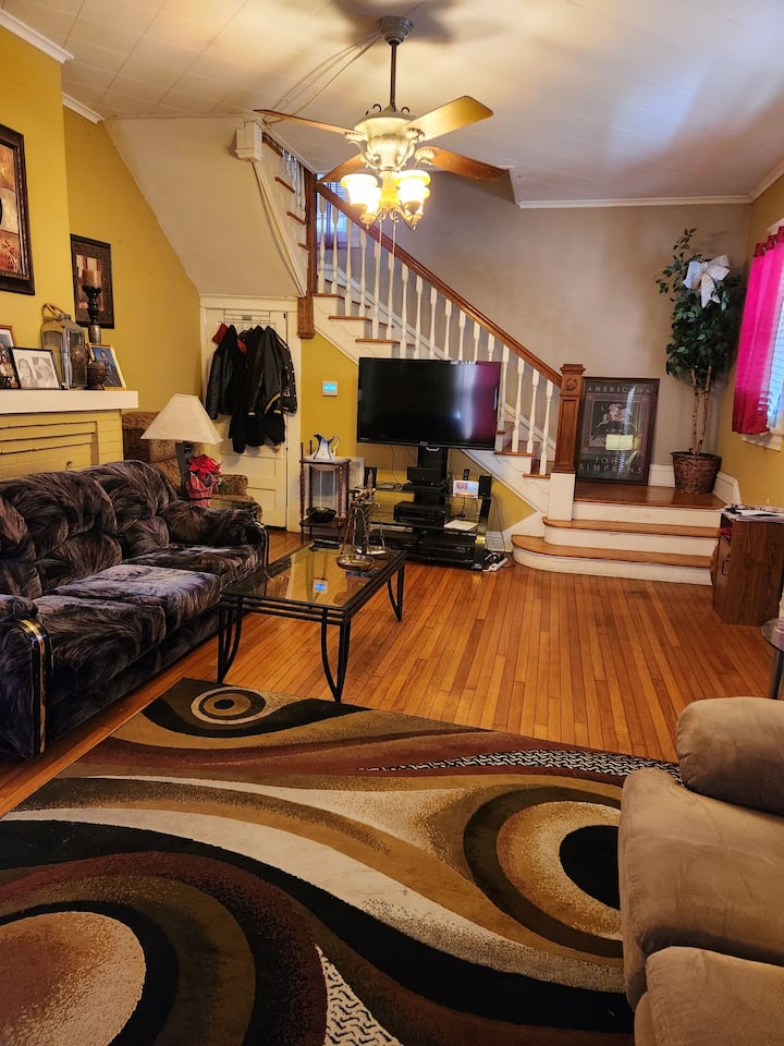 Bed And Breakfast House. - Muskogee, OK
