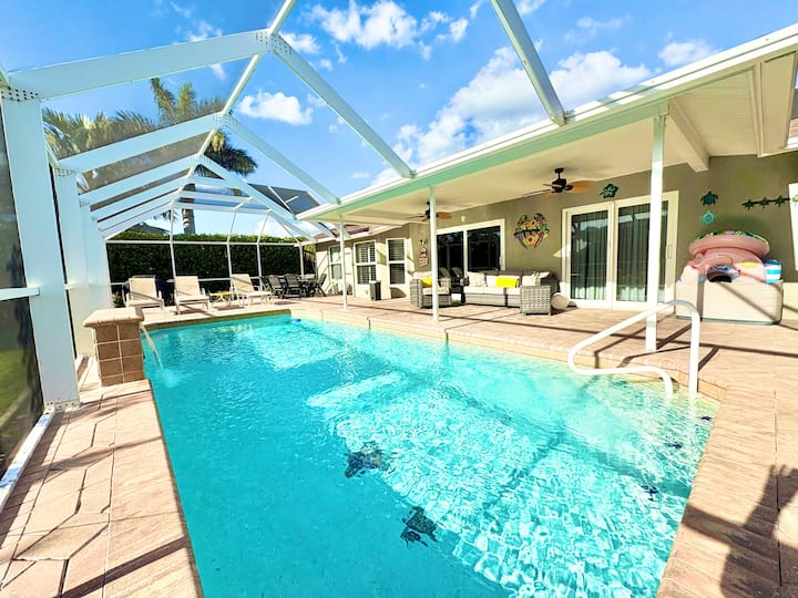Relaxing, Heated Pool, Bikes & Central Location! - Marco Island, FL