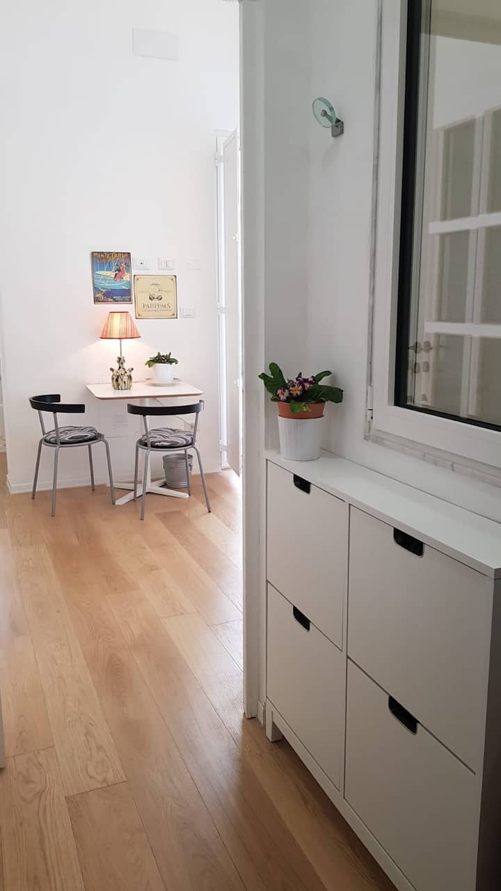 Seaside Quiet Apartment - Bari